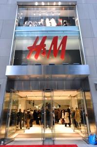 H&M's Competitive Advantage: Expansion in India